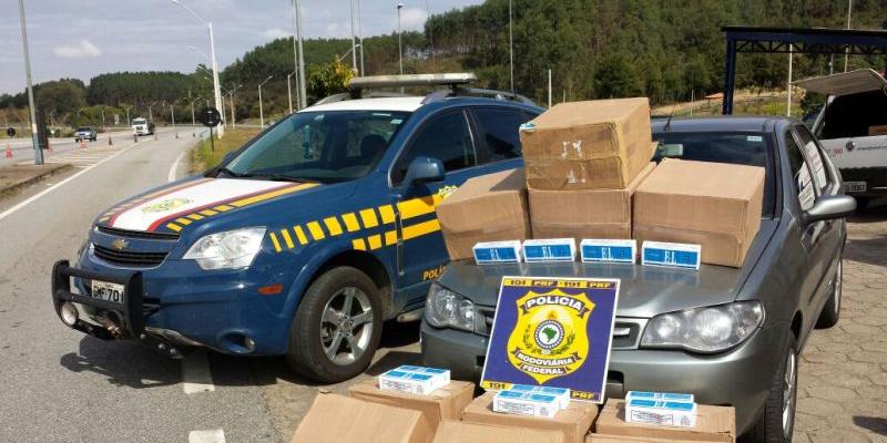 Prf Prende Na Br 381 Homem Que Transportava 100 Mil Cigarros